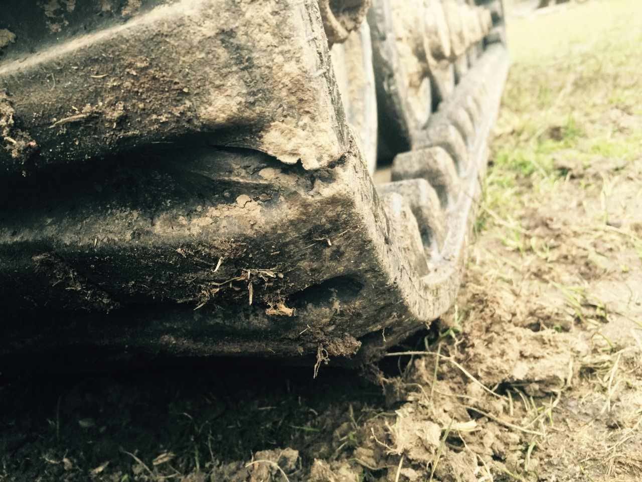 Rubber Track Australian Distributors | Tracks Pads And Buckets ...